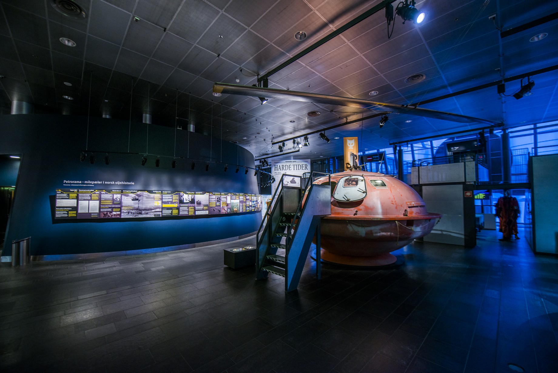 Petrorama og redningskapsel på oljemuseet foto Fredrik Ringe | Norsk ...